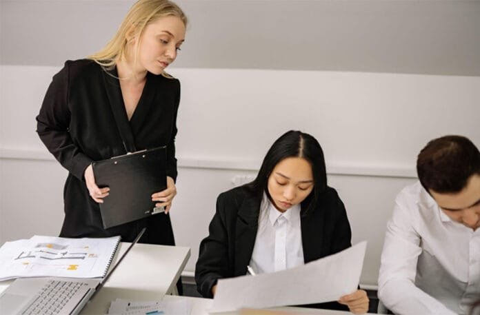 Negotiation Tactics: How and When to Ask for a Raise